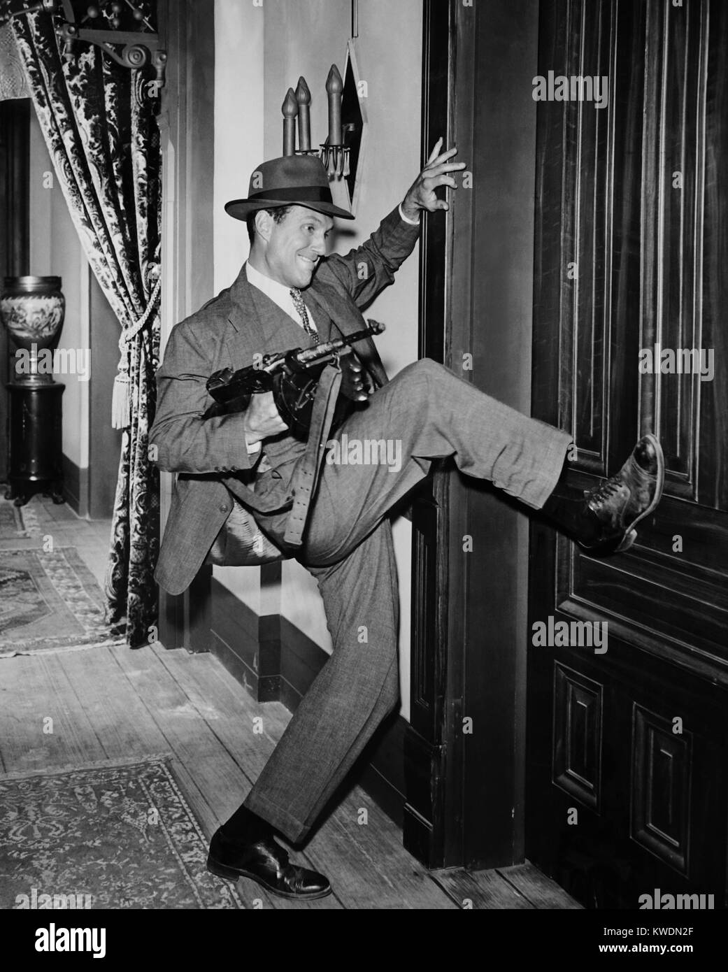 WESTINGHOUSE DESILU PLAYHOUSE, Robert Stack, 'The Untouchables ...