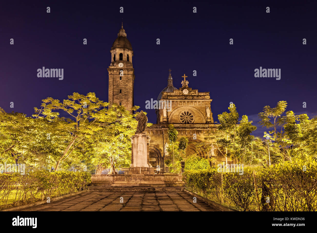 Manila Cathedral in the park, Intramuros, Manila, Philippines Stock ...