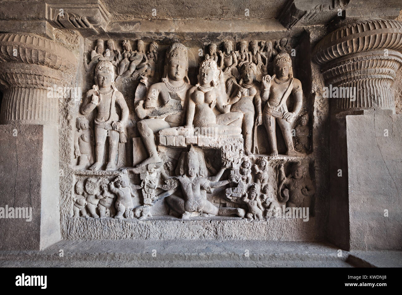 Ellora caves india kailasa hi-res stock photography and images - Alamy