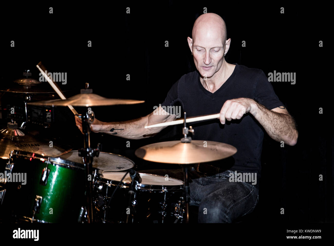 Bad beats hi-res stock photography and images - Alamy