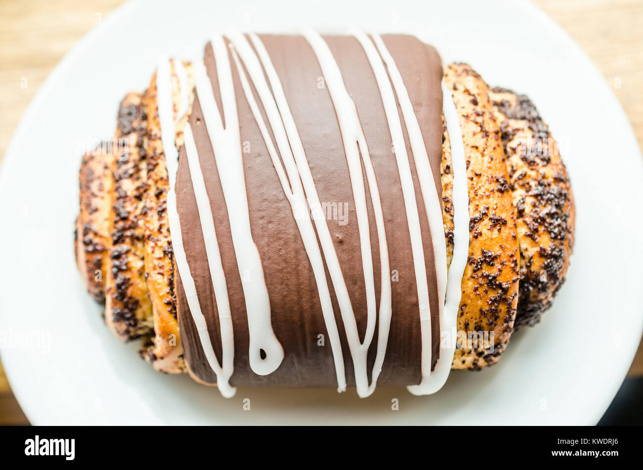 Poppy bun hi-res stock photography and images - Alamy