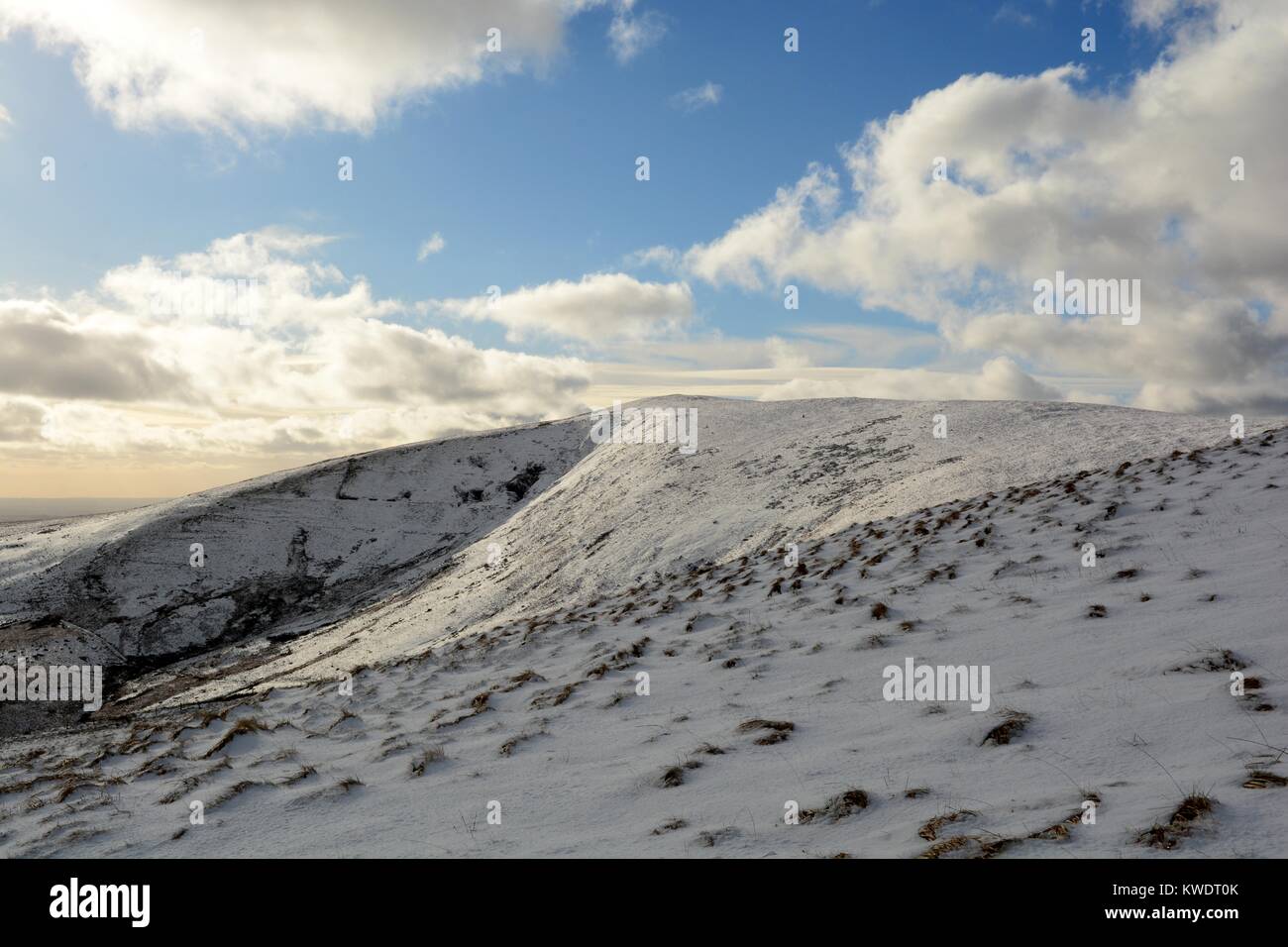 Foel Cwmcerwyn highest piont on the Preseli Hills in snow Pembrokeshire ...