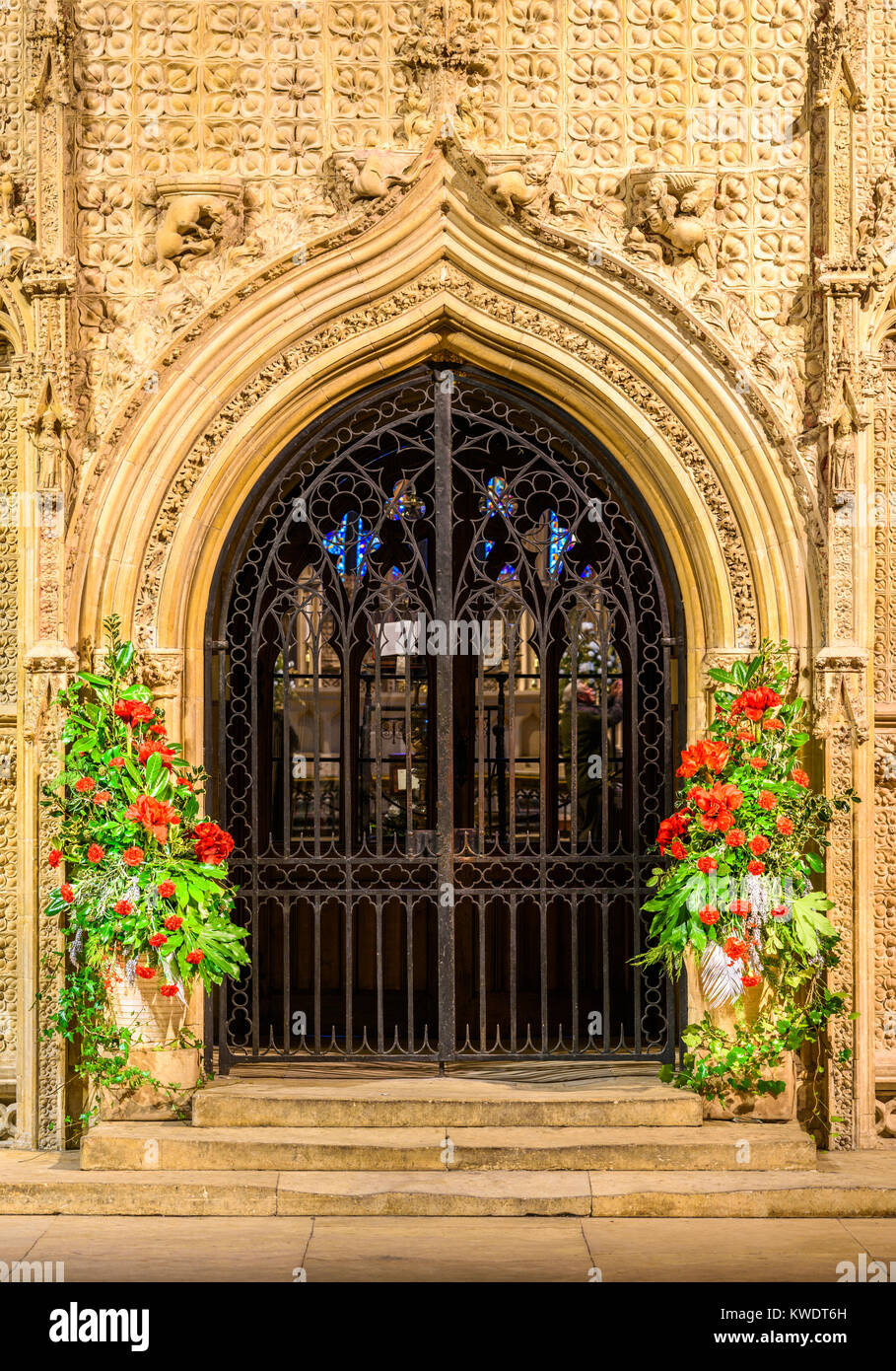 Medieval rood screen hi-res stock photography and images - Alamy