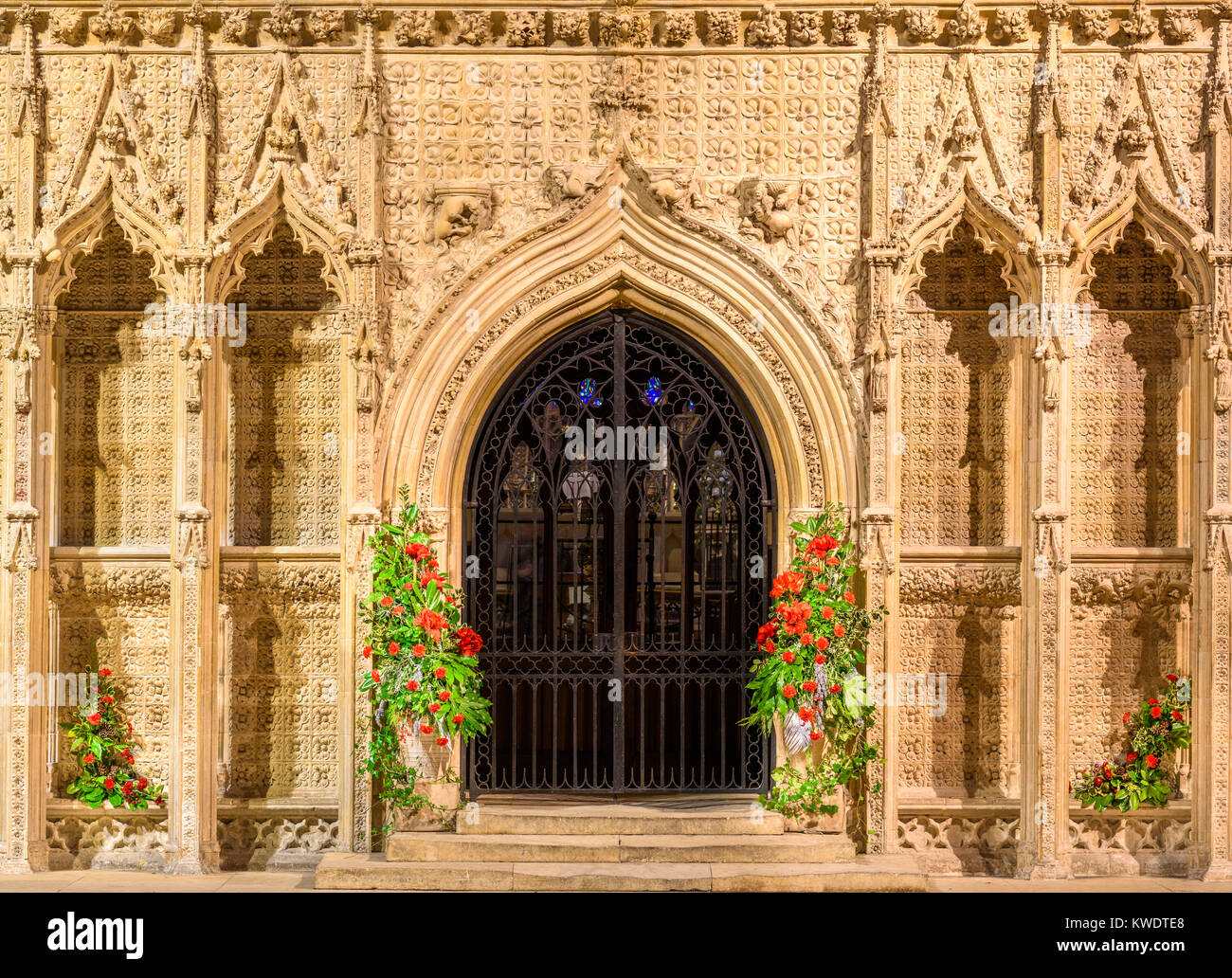 Medieval rood screen hi-res stock photography and images - Alamy