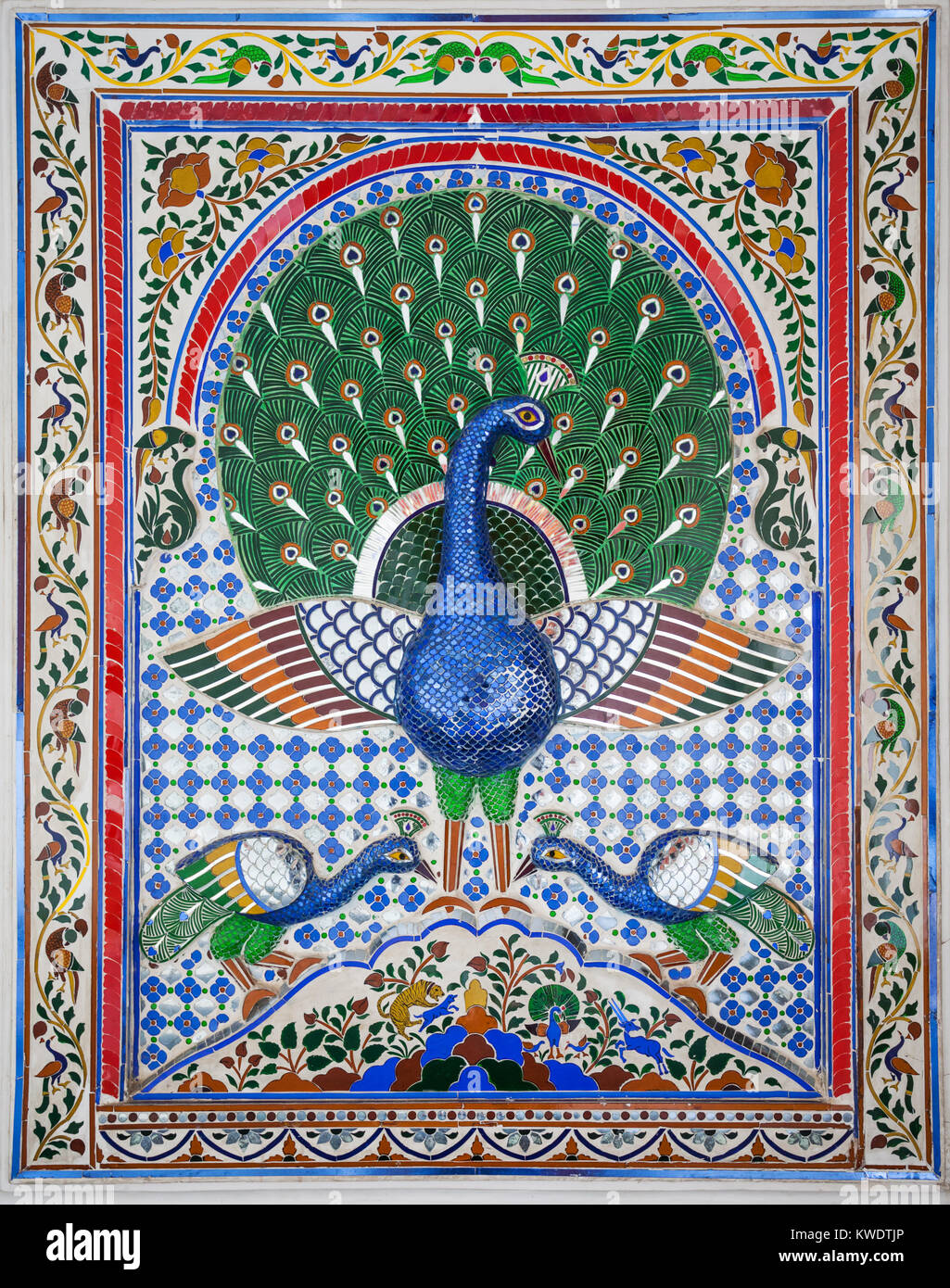 Beautiful pattern on the wall, Udaipur, India Stock Photo - Alamy