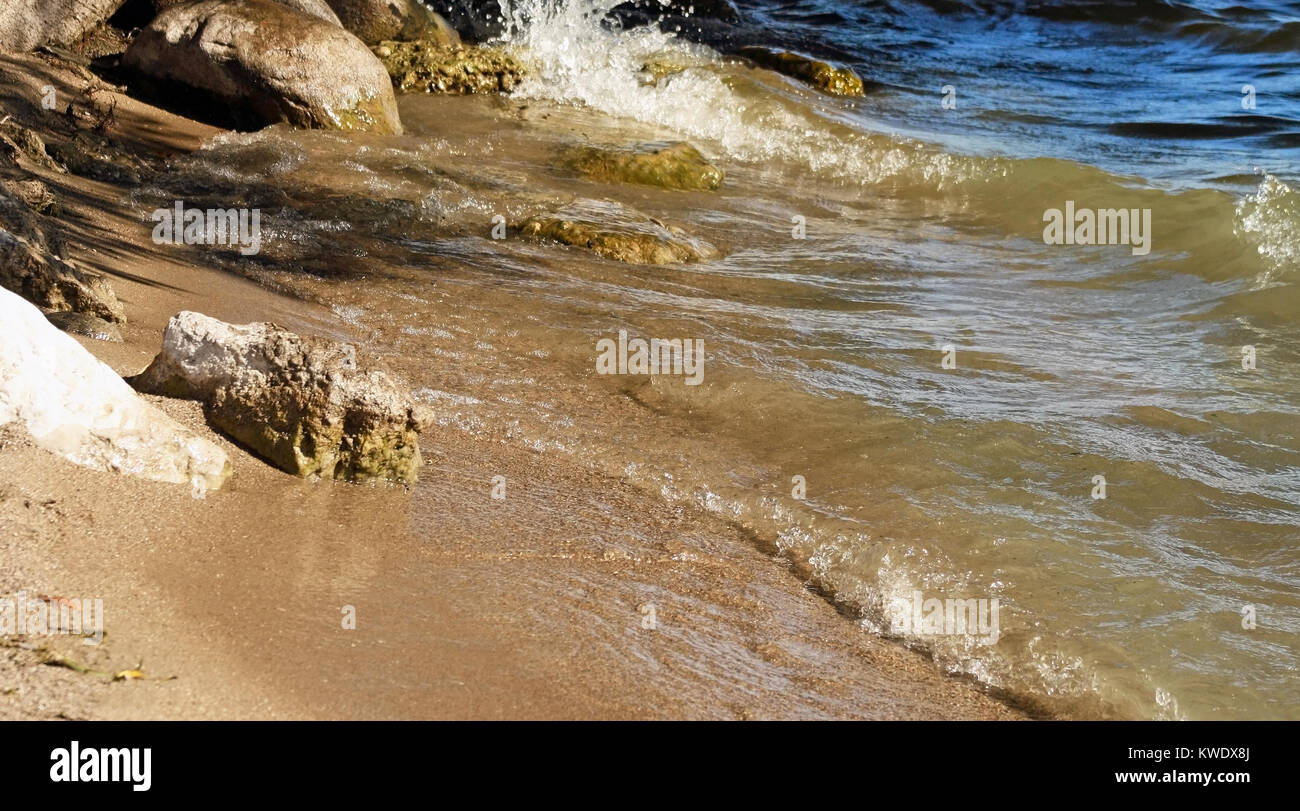 Rolling ocean water hi-res stock photography and images - Alamy