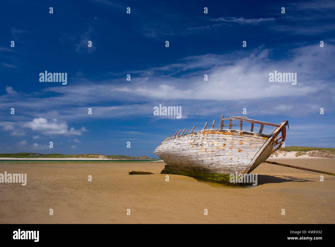Shipwreck at Bunbeg Beach, Gweedore ,County Donegal, Ireland Stock ...