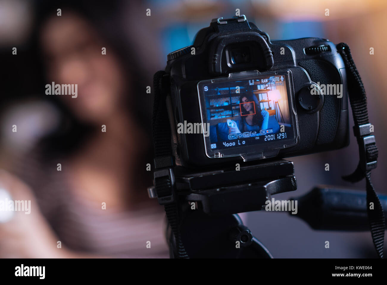 Video tutorial screen hi-res stock photography and images - Alamy