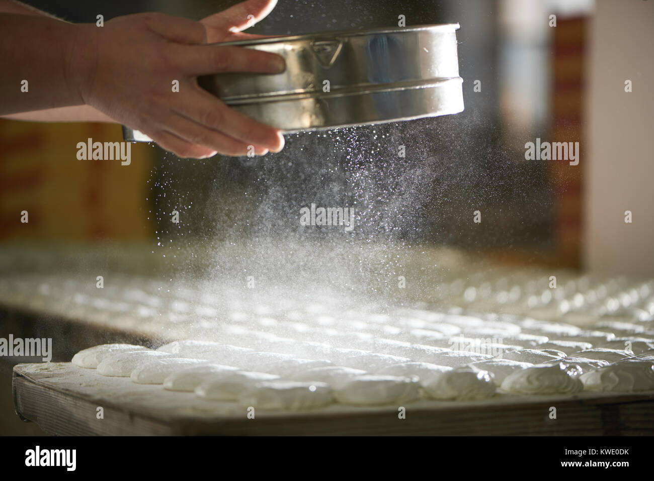 Flour dust hi-res stock photography and images - Alamy