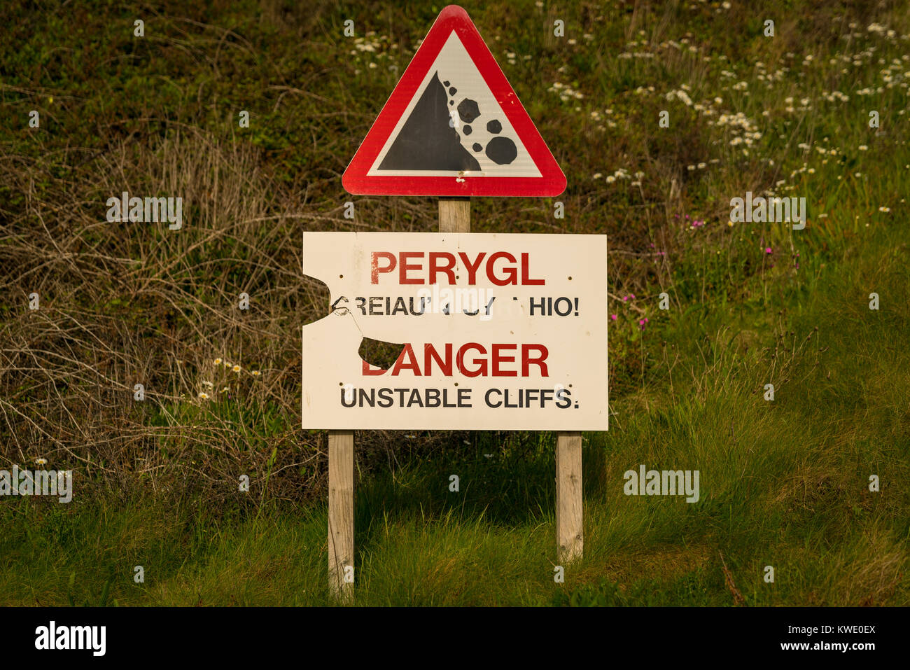 Welsh english sign danger hi-res stock photography and images - Alamy