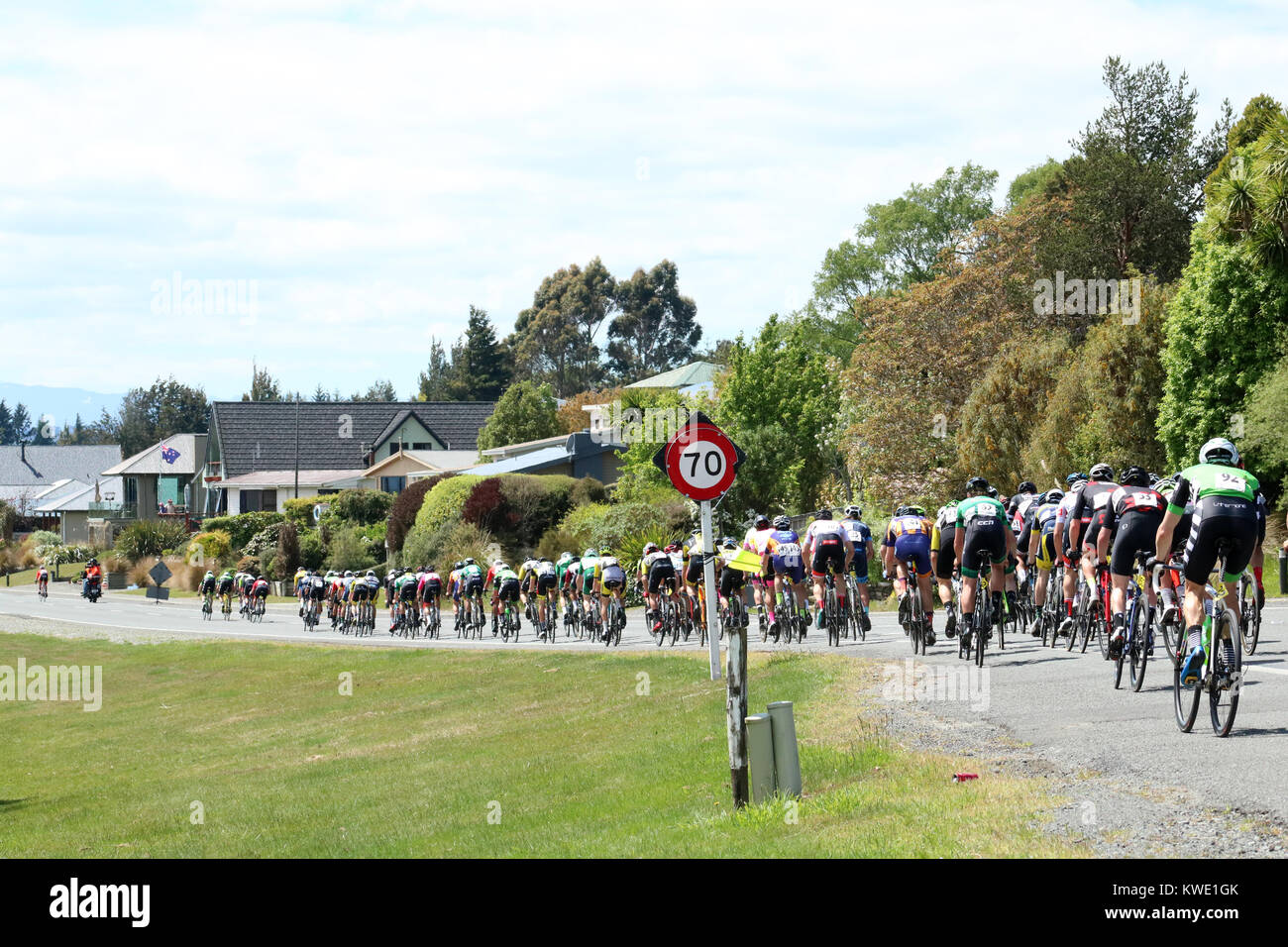Nz cycle race hi-res stock photography and images - Alamy