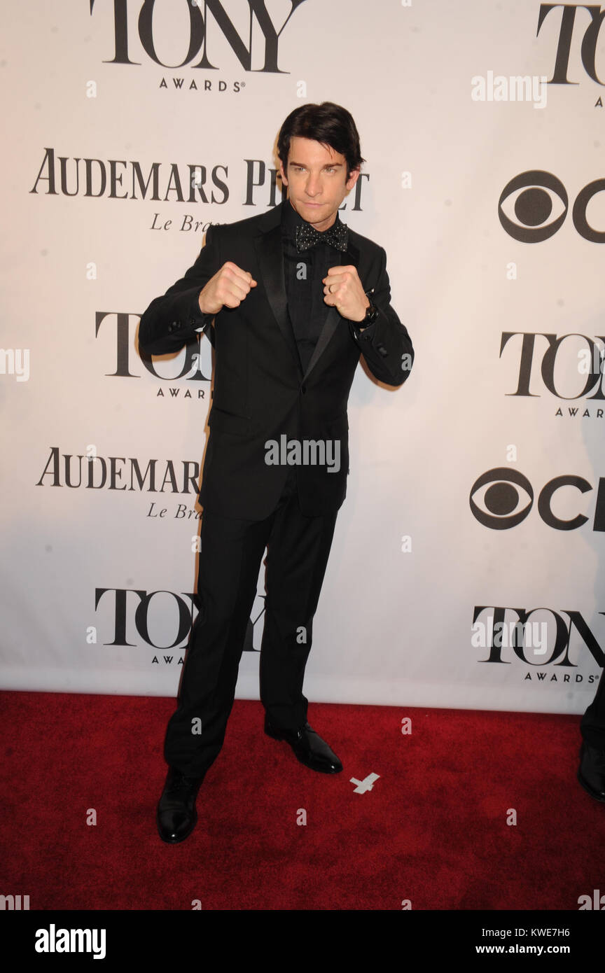 NEW YORK, NY - JUNE 08: Andy KArl attends American Theatre Wing's 68th ...
