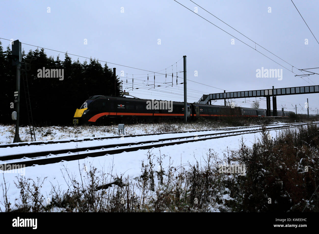 Class 91 in winter hi-res stock photography and images - Alamy