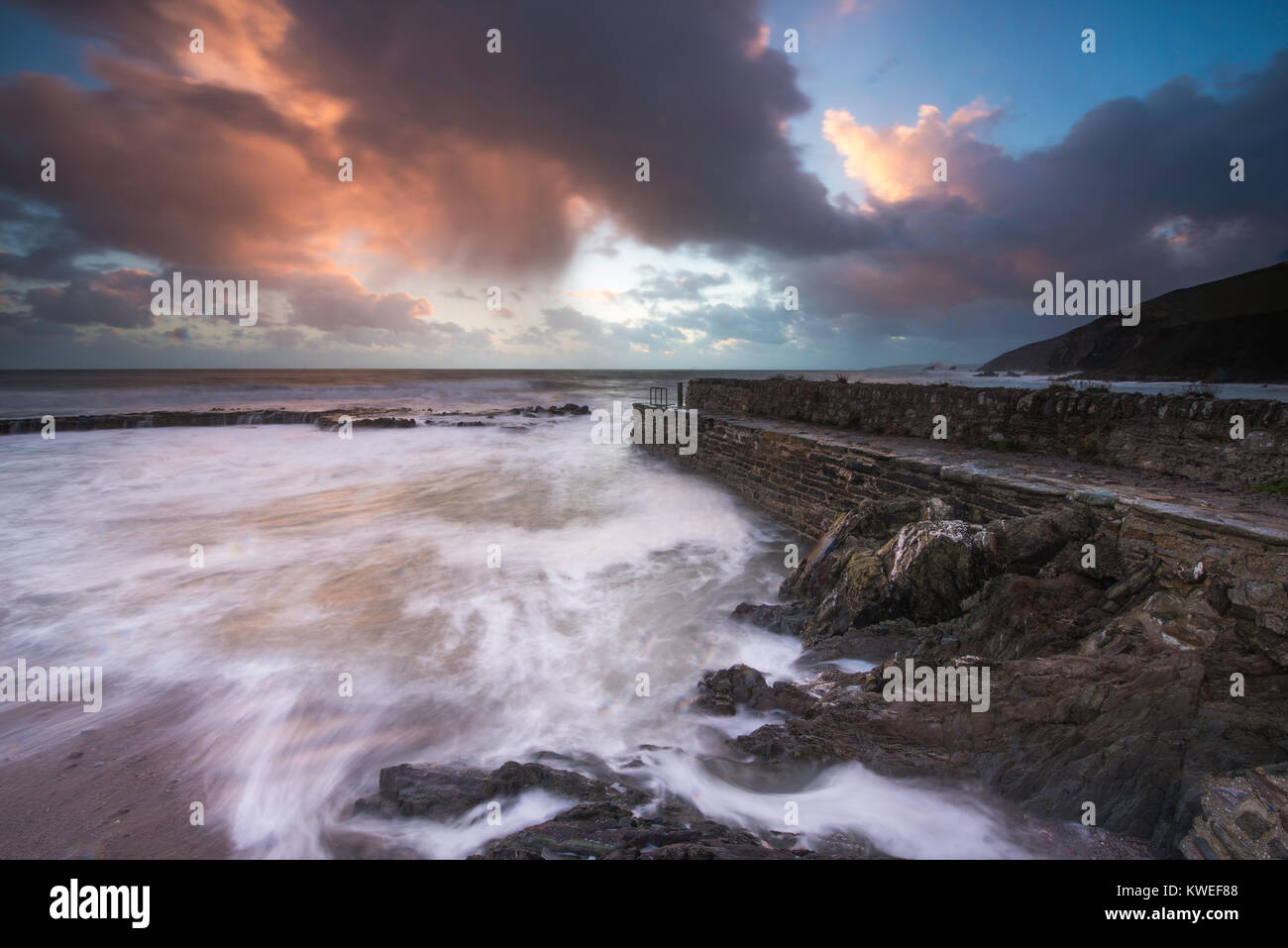 Sunset at Portwrinkle in South East Cornwall during the golden hour ...