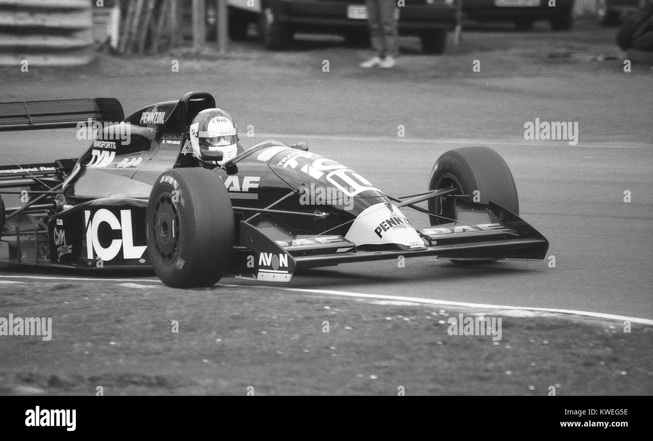 Yvan Muller British Formula 2 at Oulton Park, April 1992 Stock Photo ...