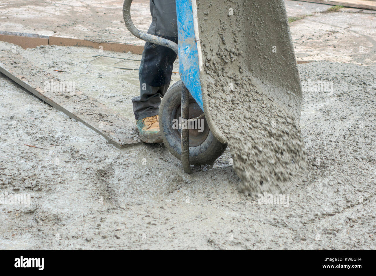 Hardstanding hi-res stock photography and images - Alamy