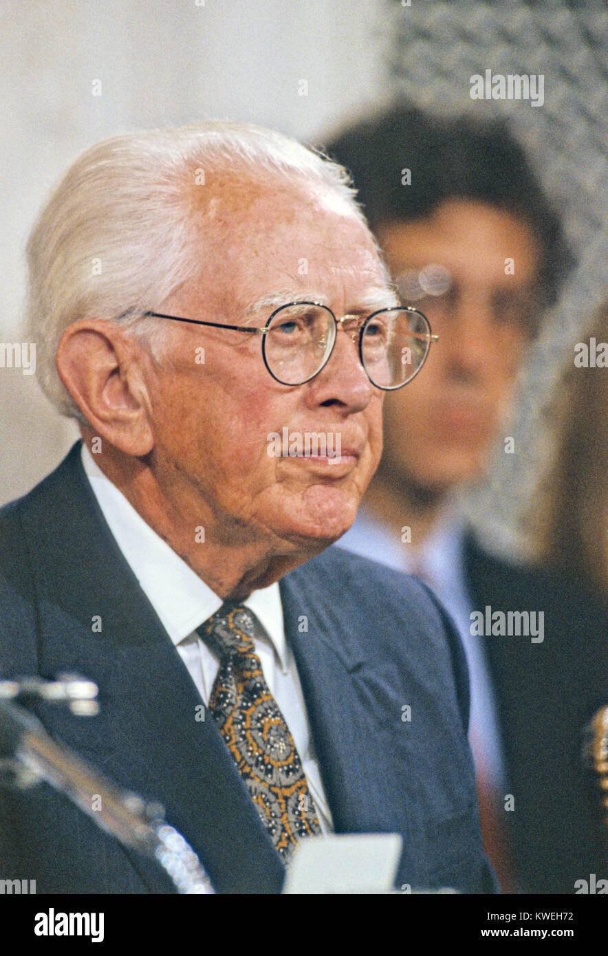 United States Senator Howard Metzenbaum (Democrat of Ohio) makes an ...