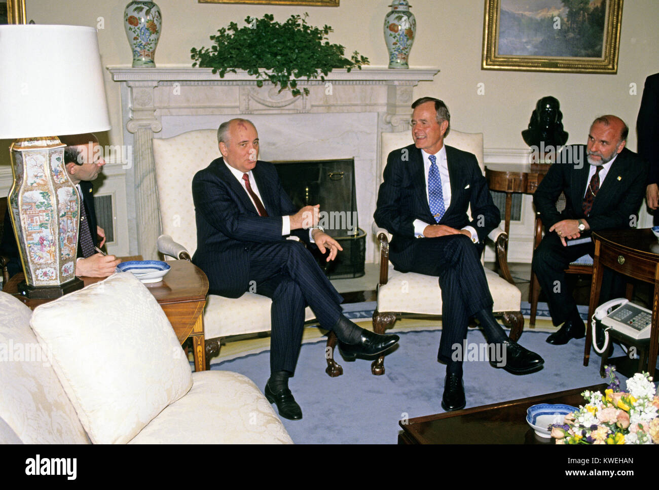 President Bush Oval Office