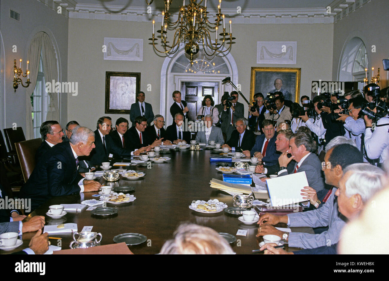 George washington cabinet hi-res stock photography and images - Alamy