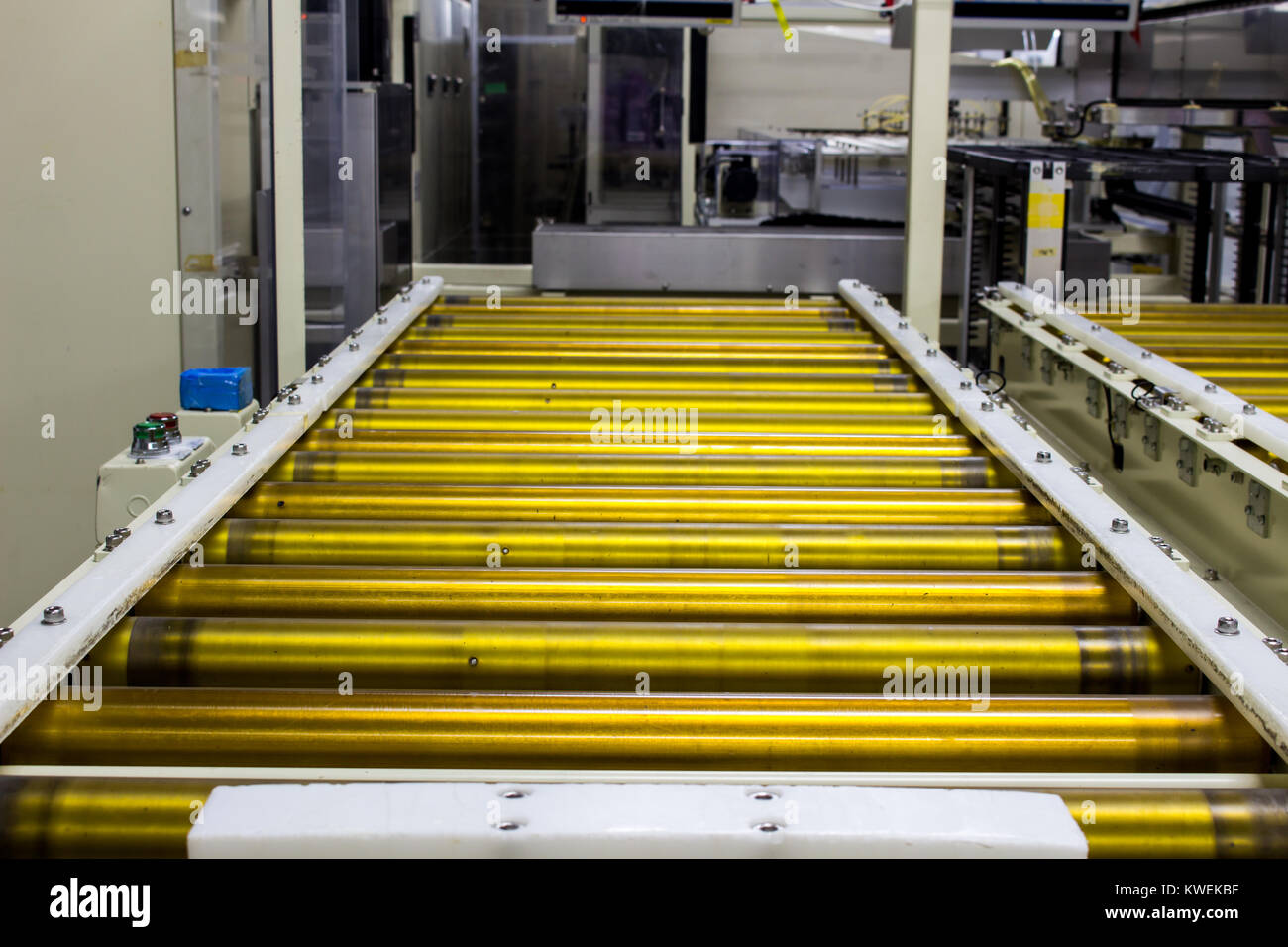 The conveyor in auto machine in manufacturing Stock Photo - Alamy