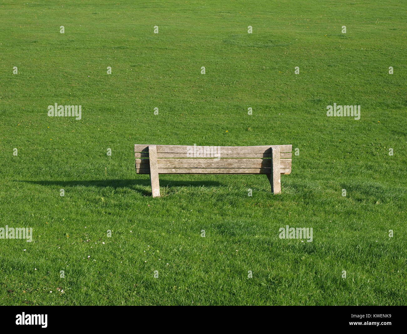 Turf bench hi-res stock photography and images - Alamy