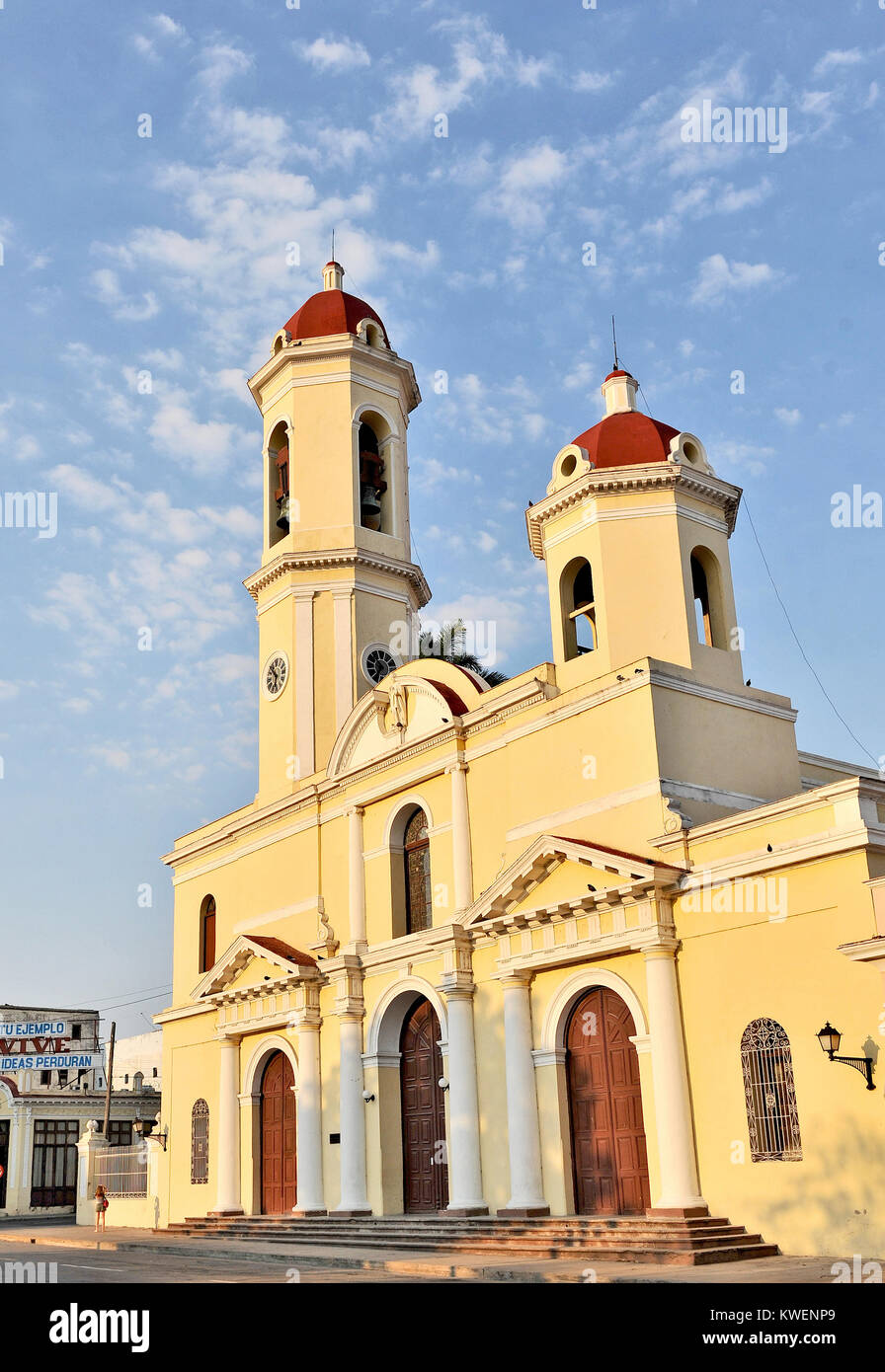 Cuban church hi-res stock photography and images - Alamy