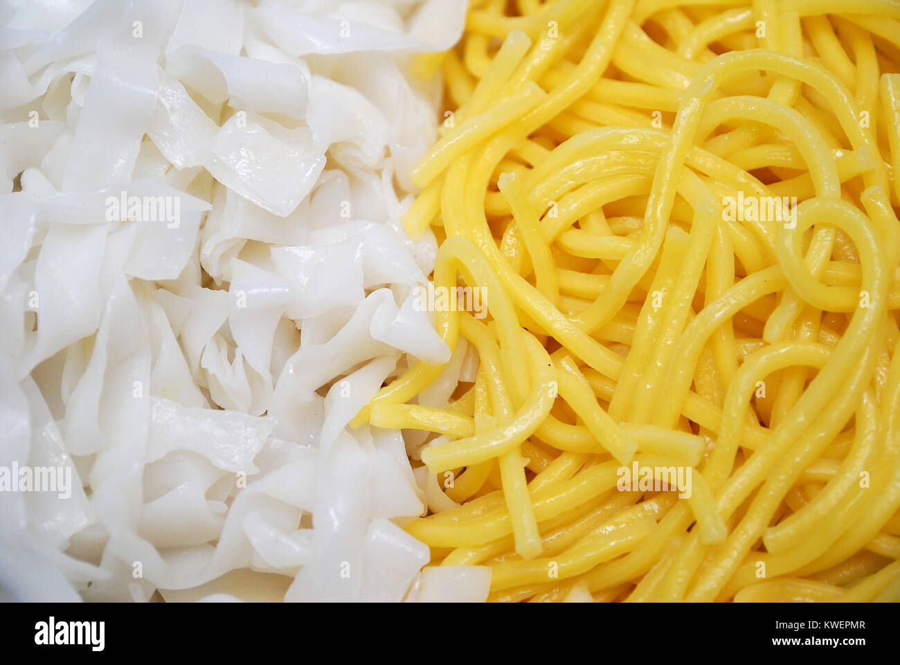 Yellow and white noodles commonly used in Chinese and Malay cuisine ...