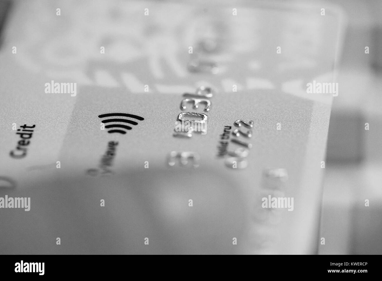 Credit card payment supermarket Black and White Stock Photos & Images ...