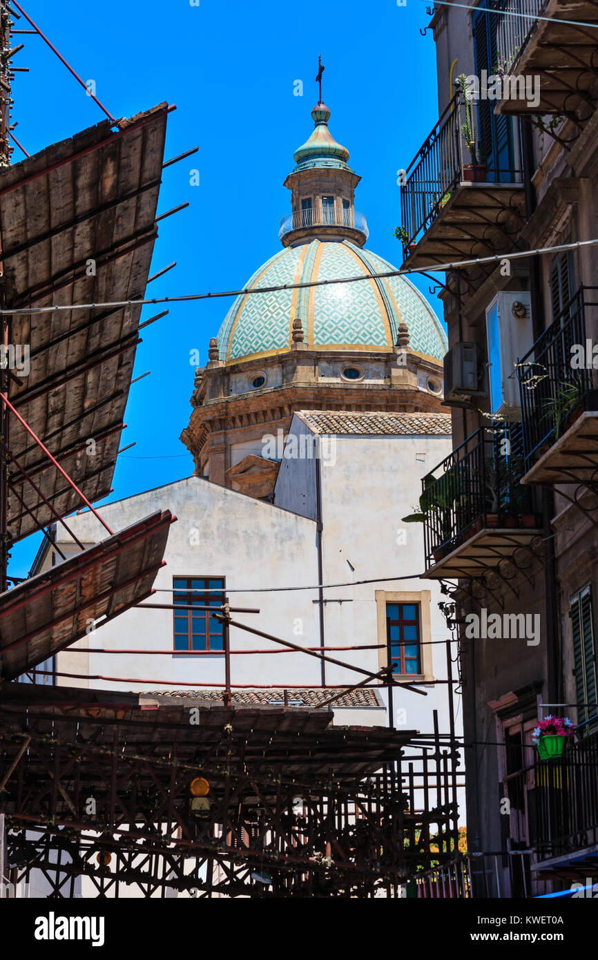 Palermo old town hi-res stock photography and images - Alamy