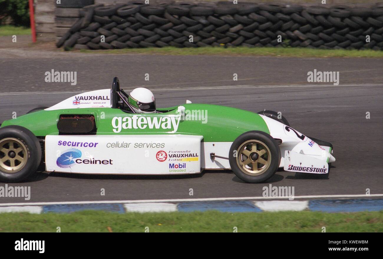 Johnny Mowlem, Formula Vauxhall Lotus testing. Oulton Park, Friday Aug ...