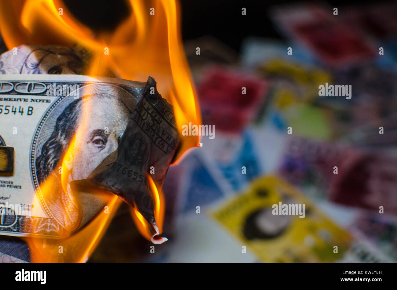 One burnt us dollar bill hi-res stock photography and images - Alamy