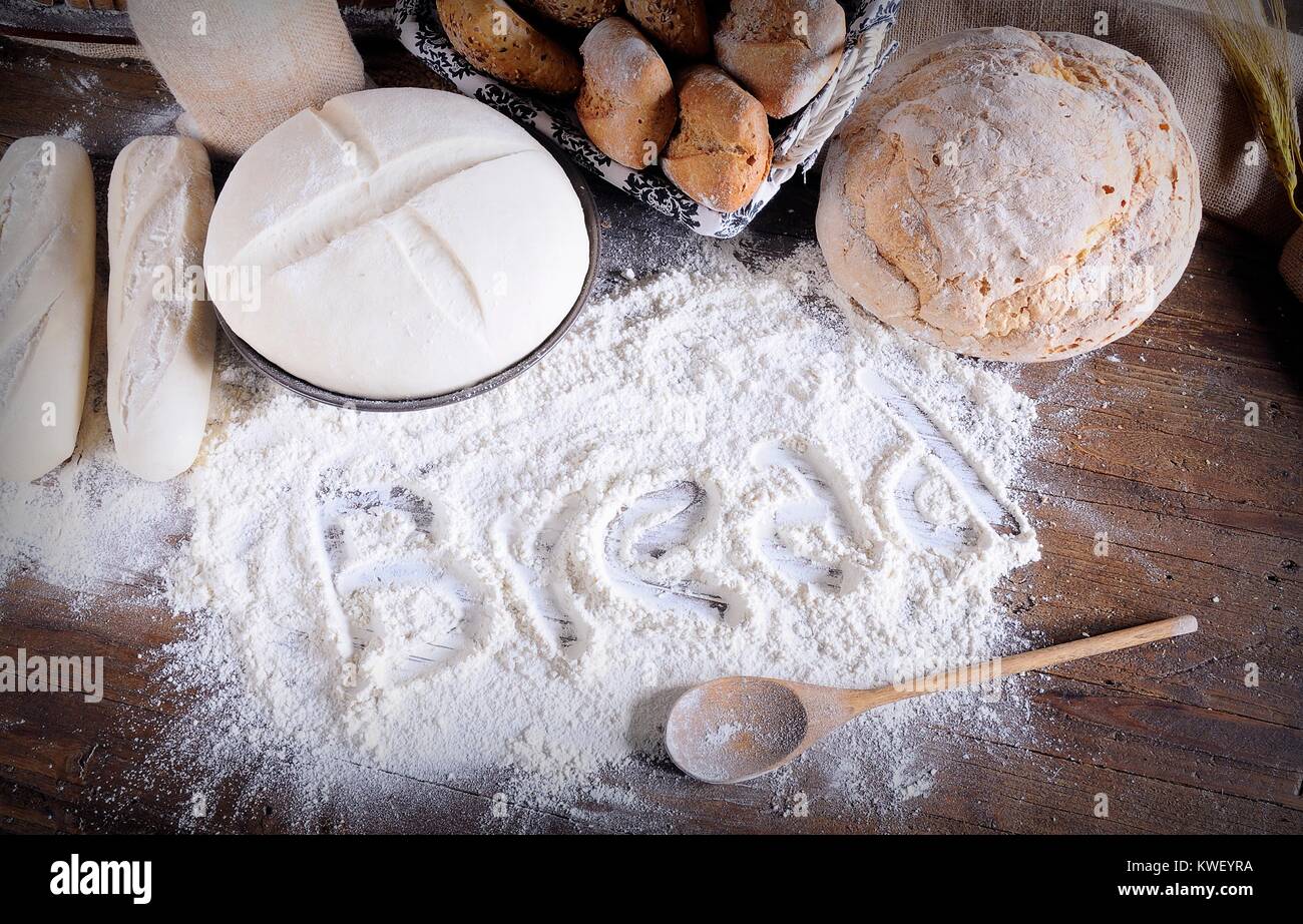 Scattered bread hi-res stock photography and images - Alamy