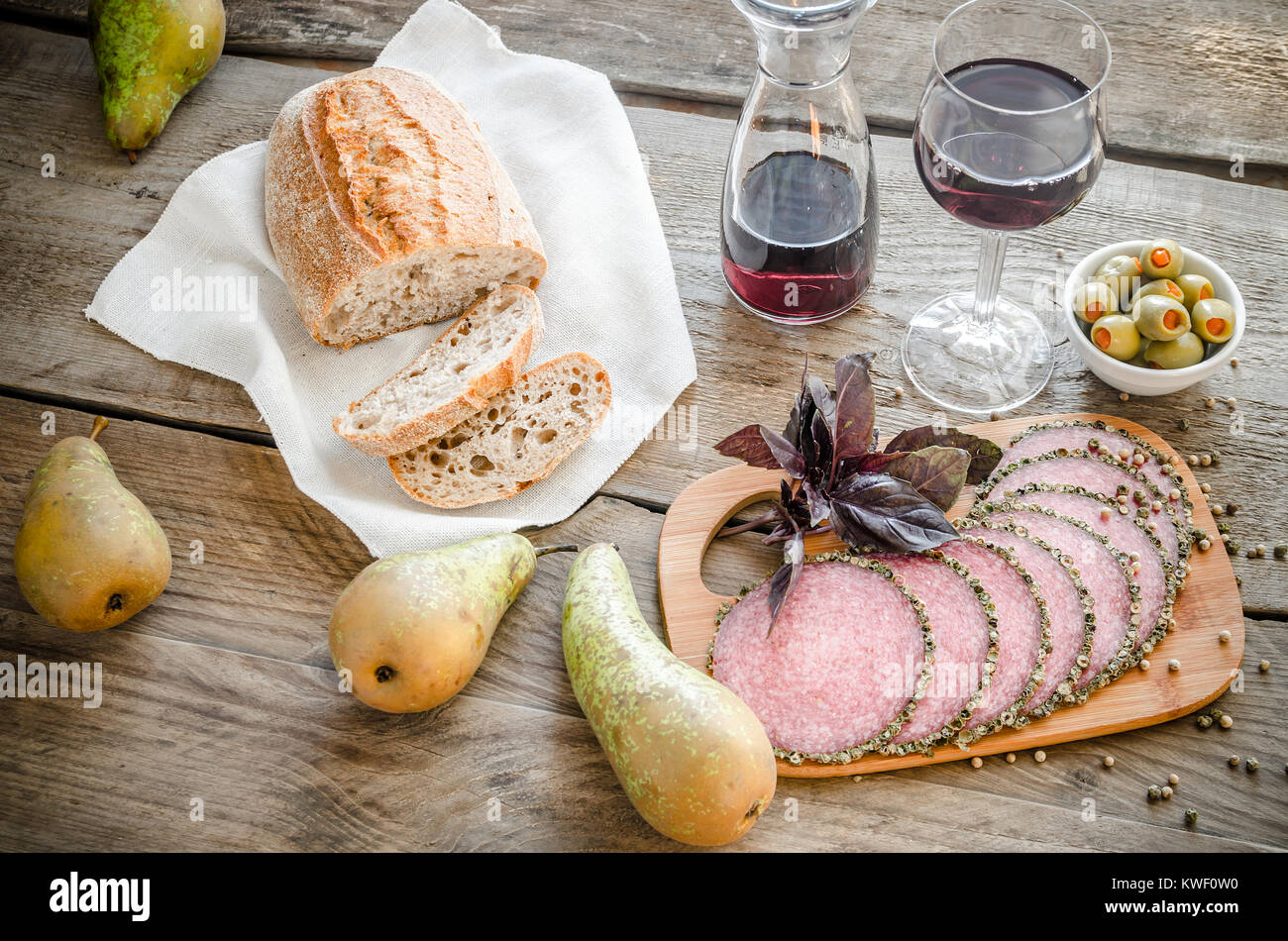 Slices of italian salami Stock Photo - Alamy