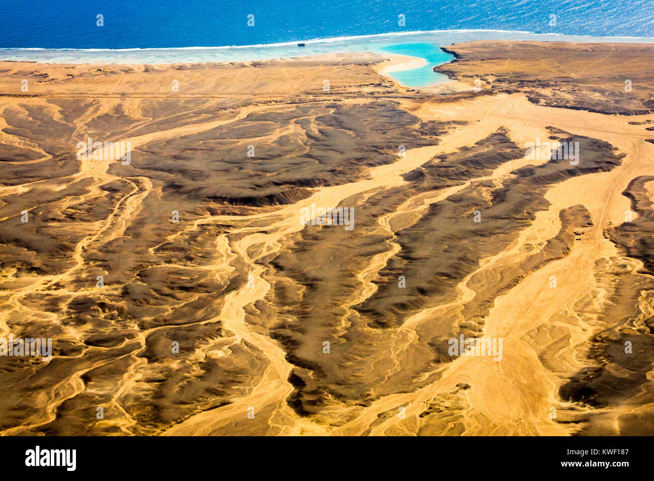 Aerial view of Egyptian desert Stock Photo - Alamy
