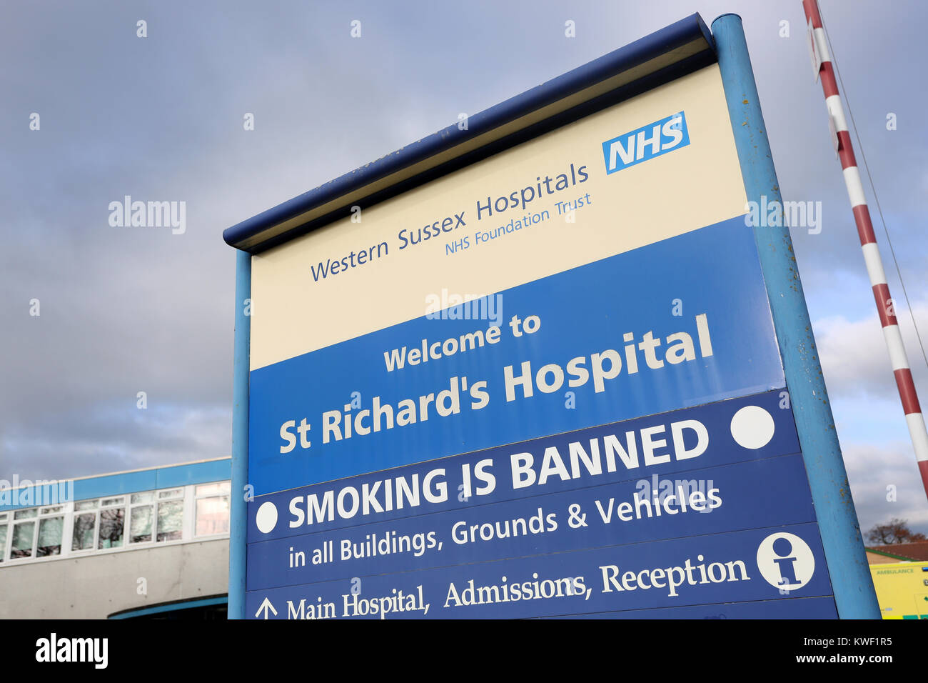 St richards hospital chichester hi-res stock photography and images - Alamy