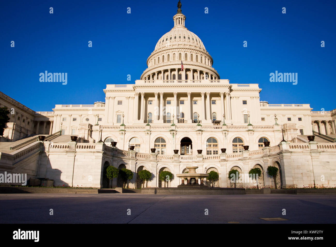 Statue general grant capitol building hi-res stock photography and ...