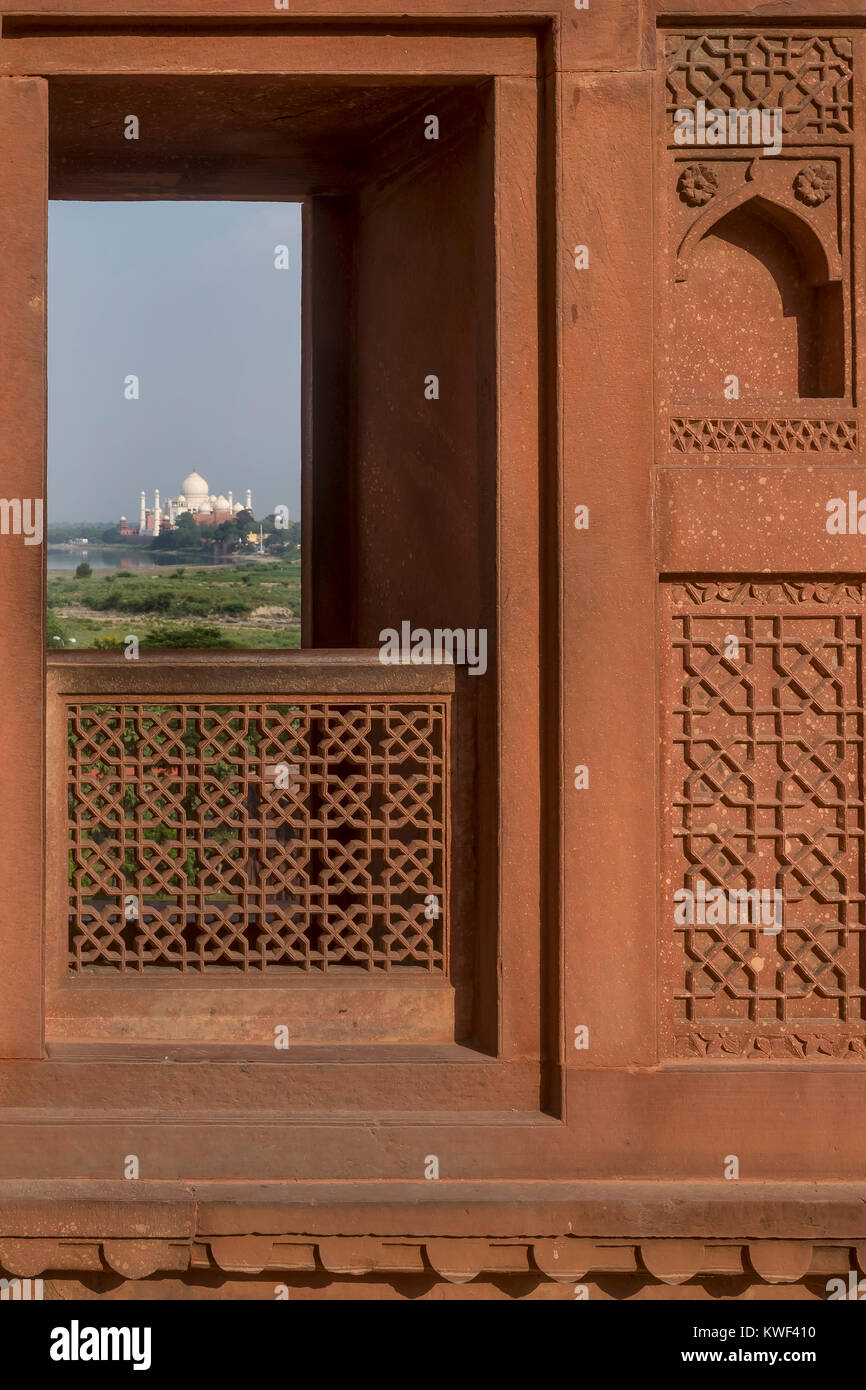 Taj mahal aerial view hi-res stock photography and images - Alamy