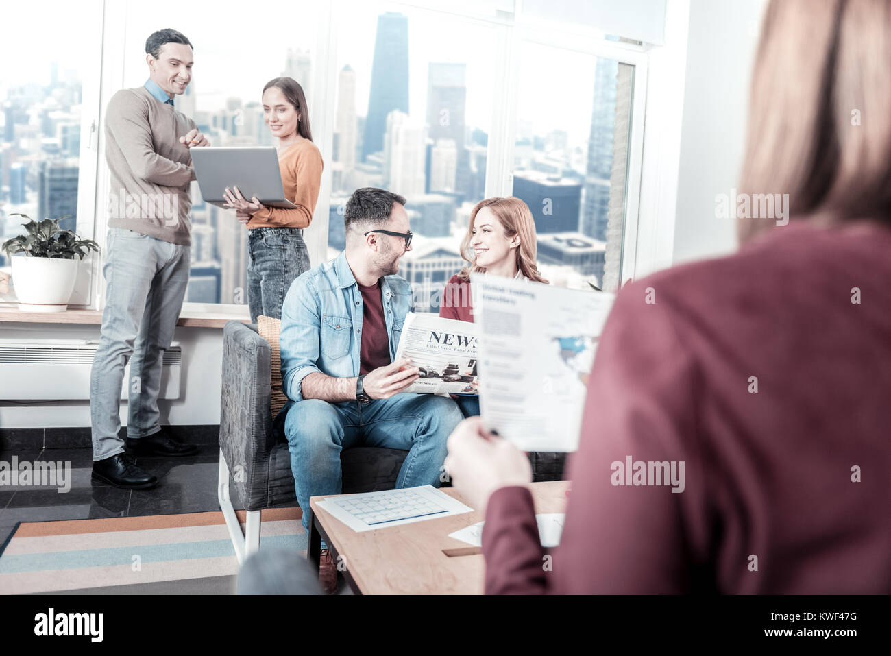 City encirclement hi-res stock photography and images - Alamy