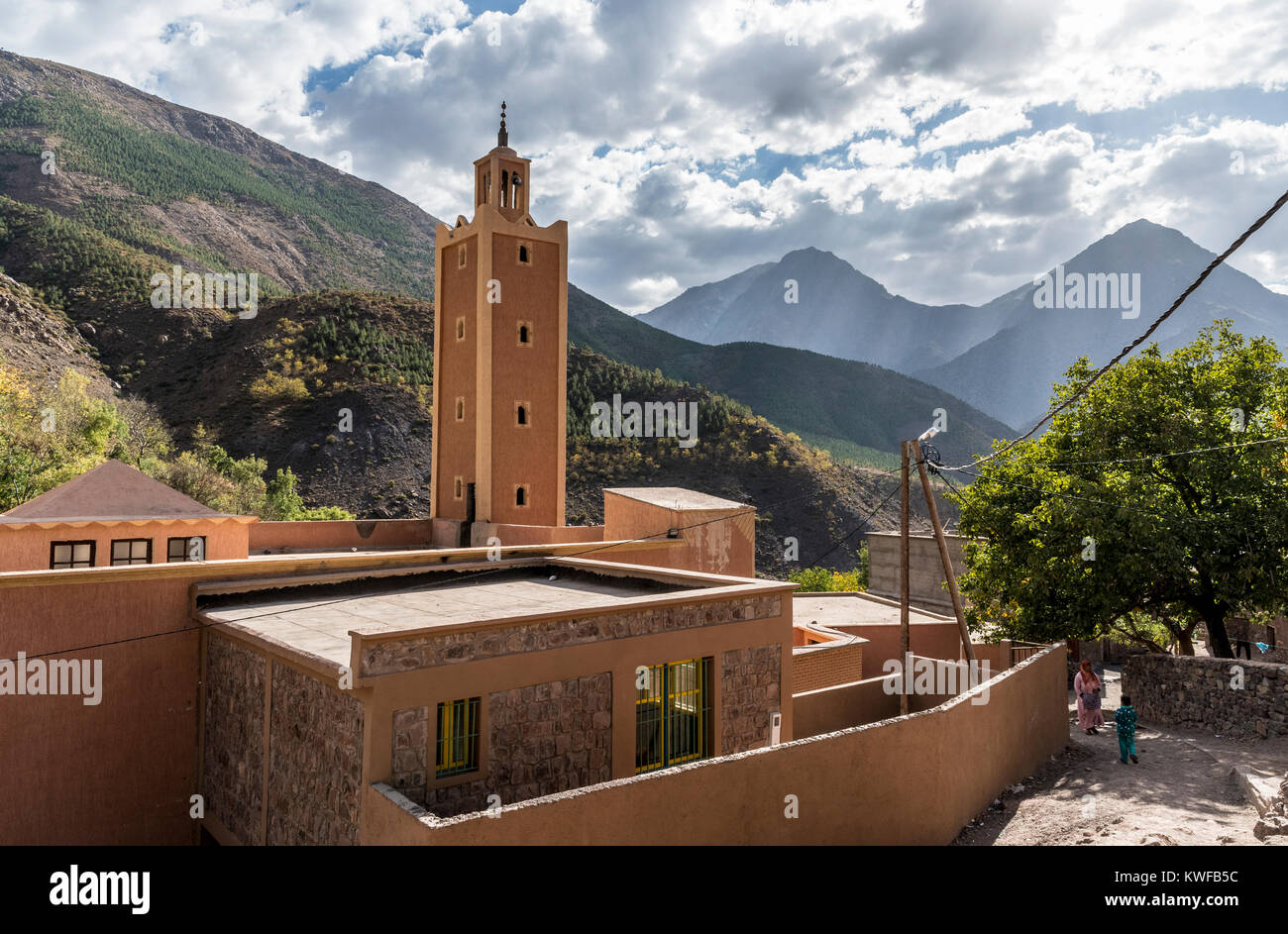 Imlil mosque village in atlas mountains hi-res stock photography and ...