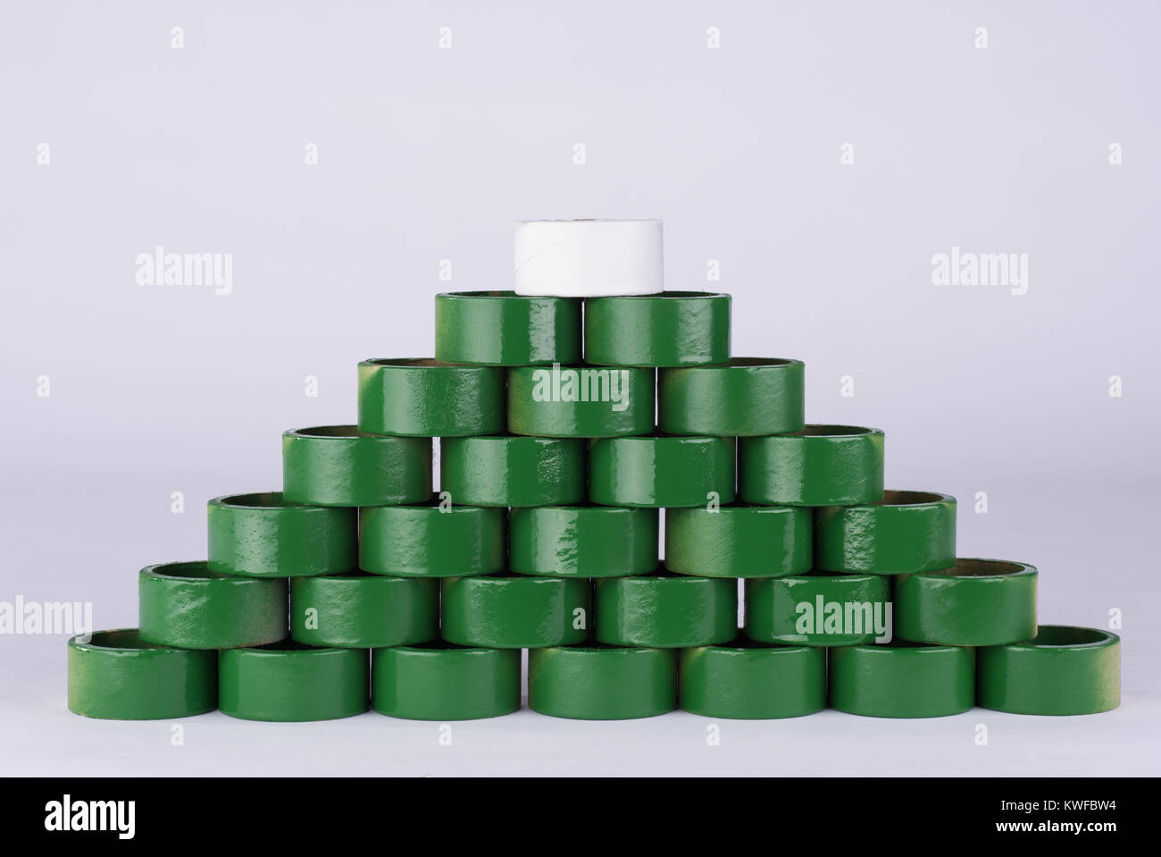 Pyramid shaped hi-res stock photography and images - Alamy