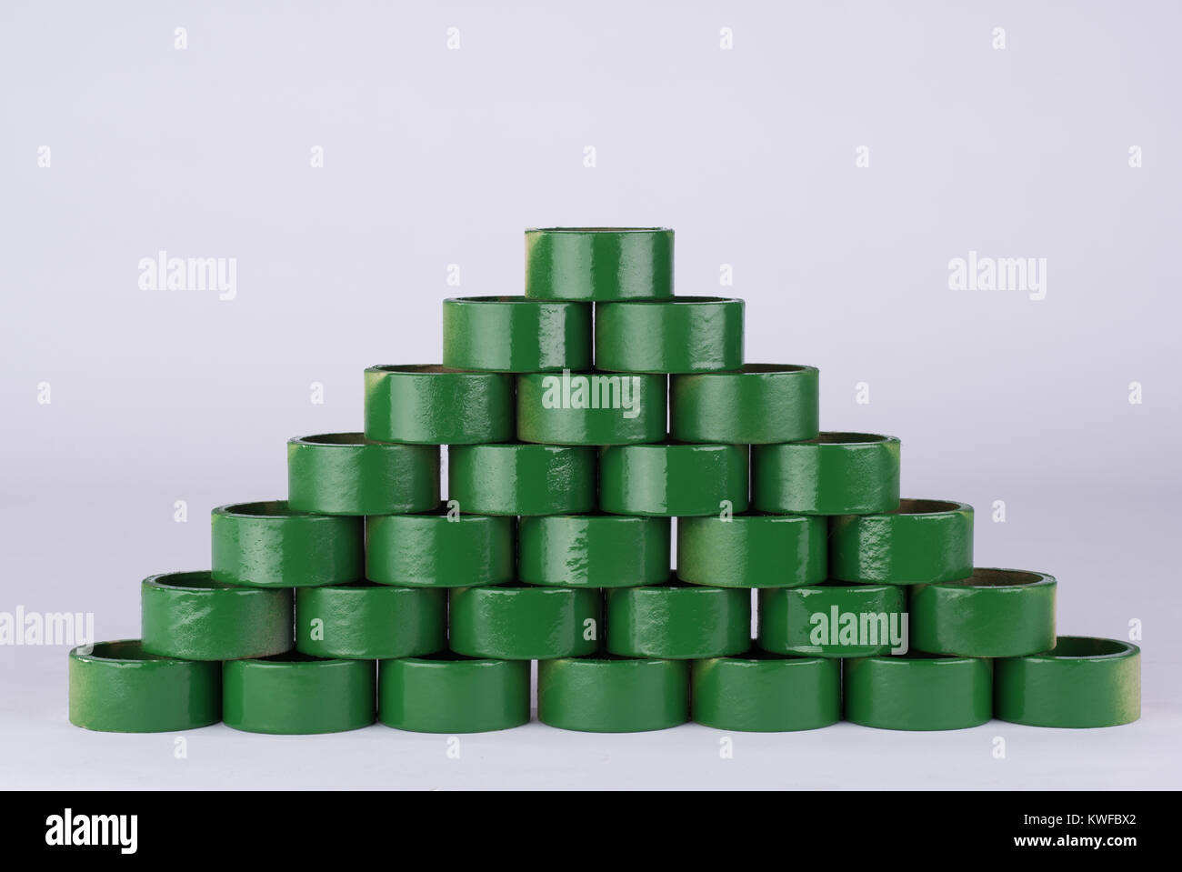 Pyramid shaped white structure hi-res stock photography and images - Alamy