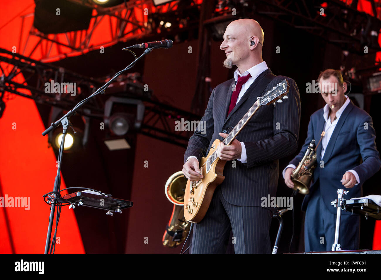 Seeed band hi-res stock photography and images - Alamy