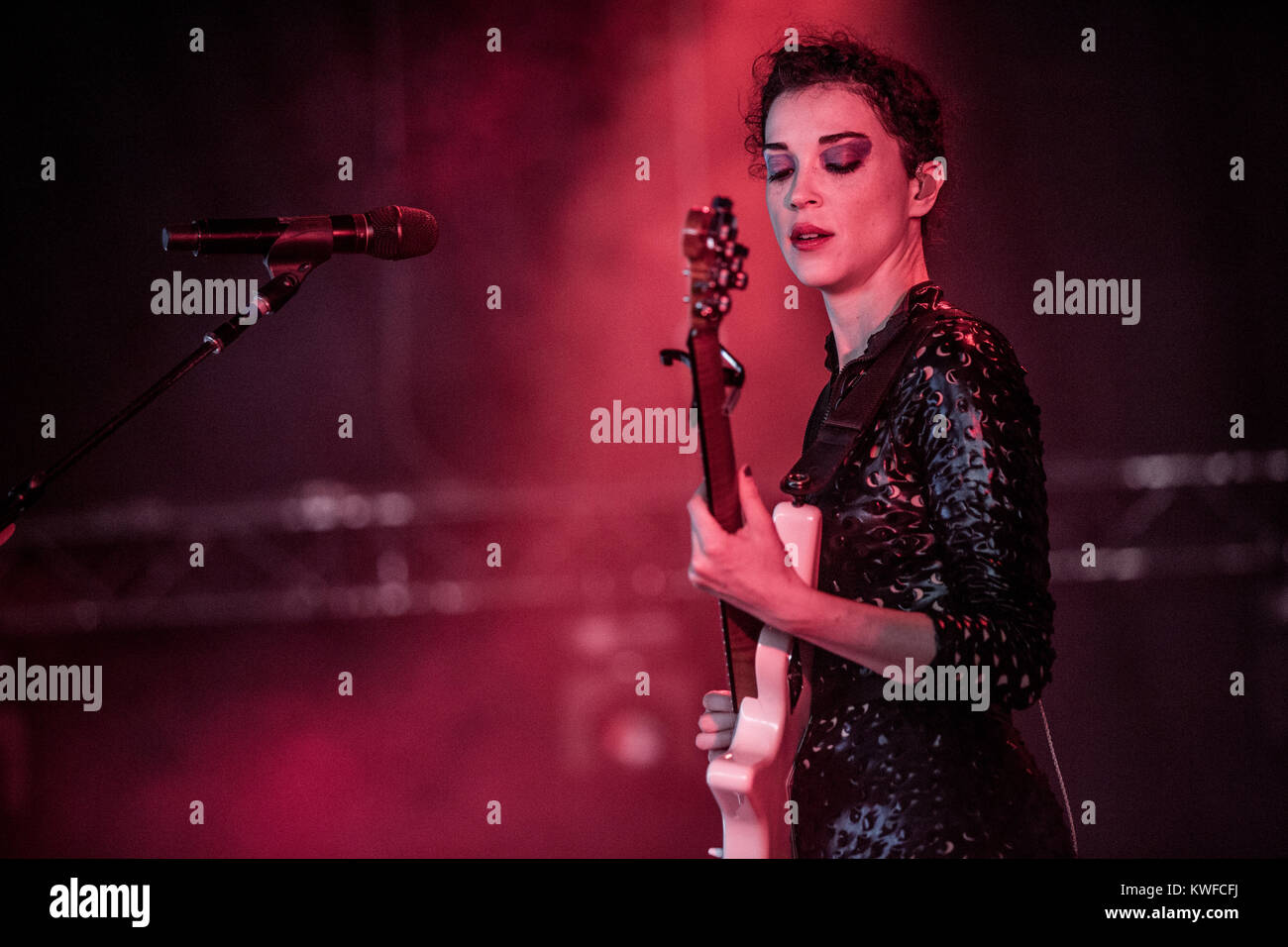 The American singer, songwriter and musician Anne Erin Clark is best ...