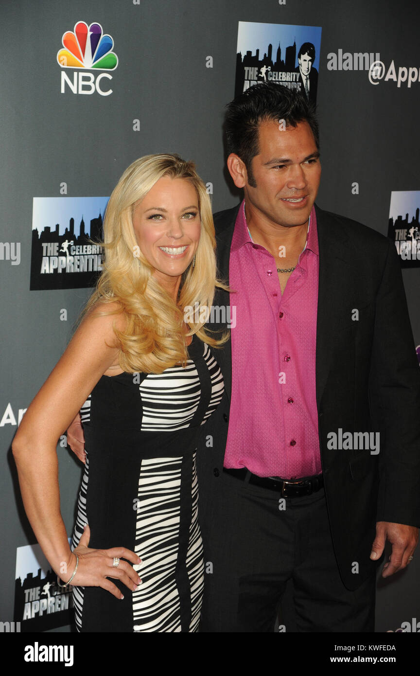 NEW YORK, NY - NOVEMBER 07: Kate Gosselin, Johnny Damon at Celebrity ...