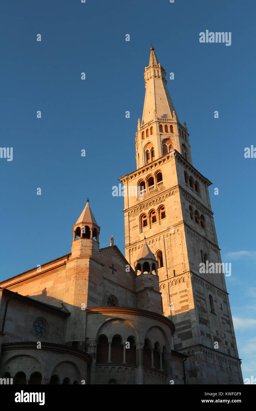 Modena, Ghirlandina tower and cathedral detail, Italy Stock Photo - Alamy