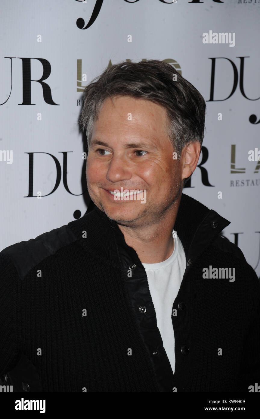 Kylie and jason magazine hi-res stock photography and images - Alamy