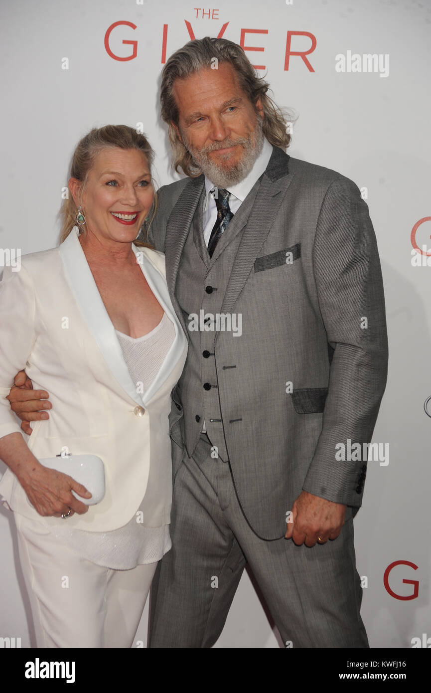 NEW YORK, NY - AUGUST 11: Susan Geston, Jeff Bridges attends 'The Giver ...