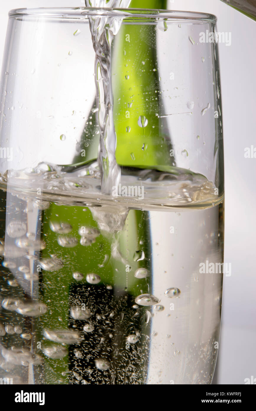 looking through champagne glass Stock Photo - Alamy