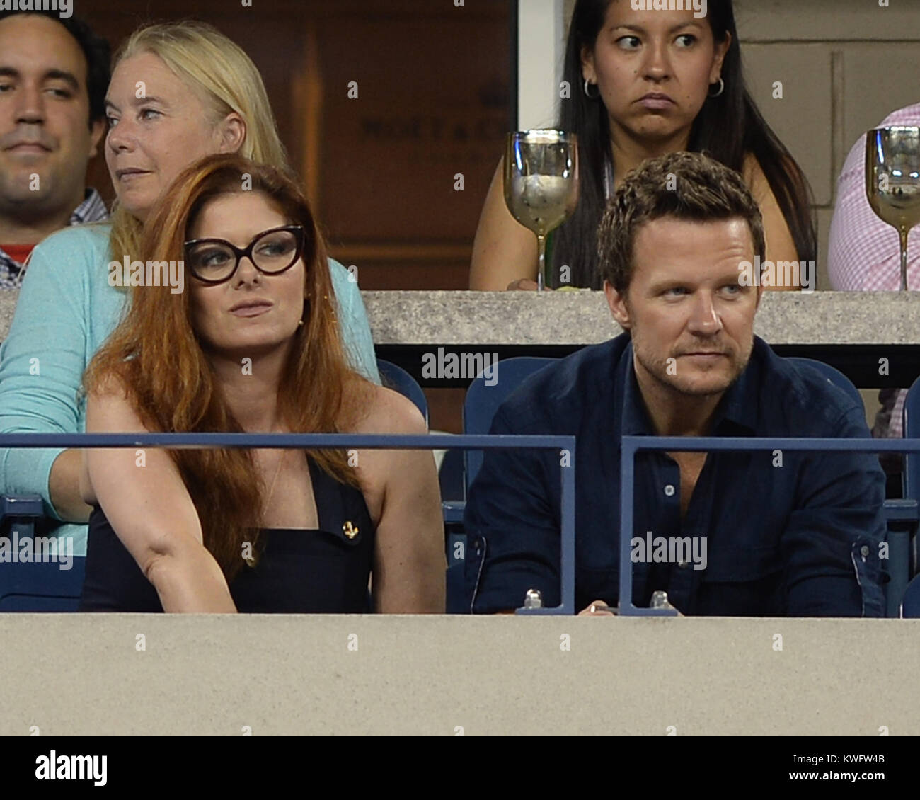 Deborah messing hi-res stock photography and images - Alamy