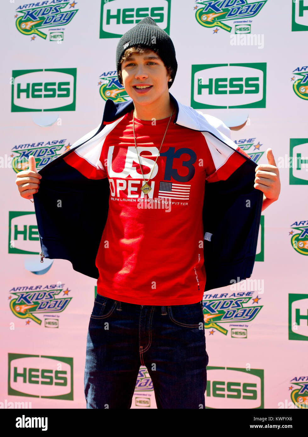 FLUSHING, NY - AUGUST 24: Austin Mahone attends Arthur Ash kids day at ...